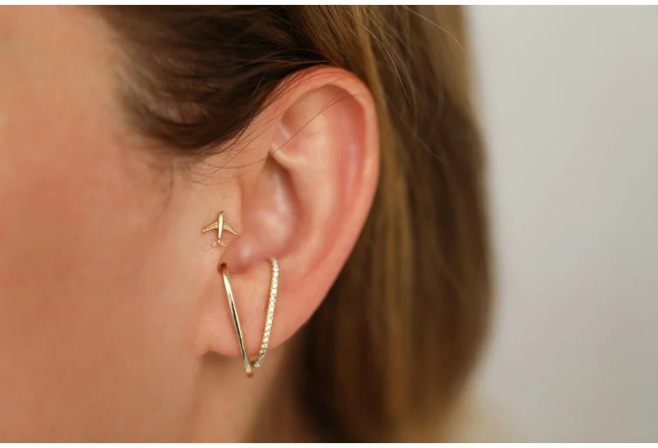Altın Avion Piercing